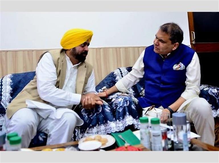 Flights from Sahnewal a gift to people of Ludhiana: MP Sanjeev Arora
