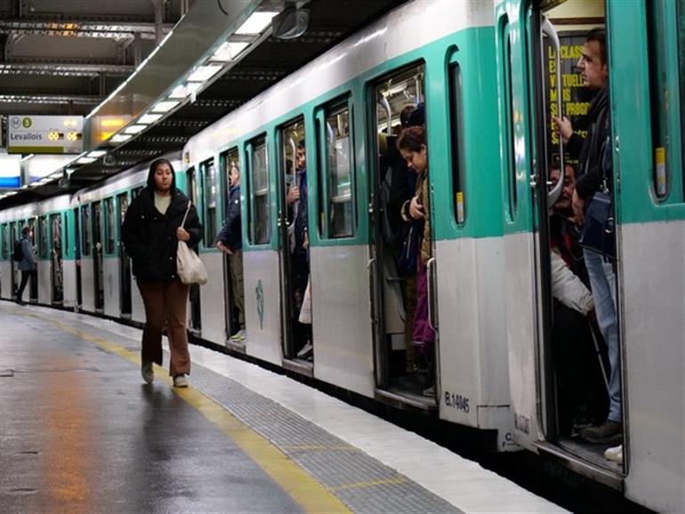 Paris Metro Expansion Paris Metro For New Year's Eve: Prices, Map,