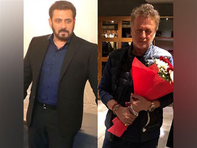 "Rest in peace": Salman Khan remembers fashion designer Rohit Bal